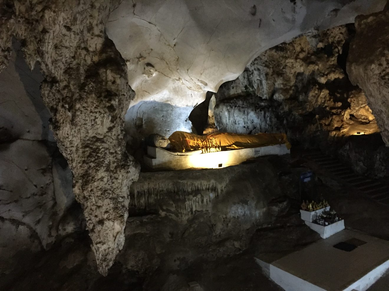 Muang On Cave & Viewpoint in Chiang Mai | The Blond Travels